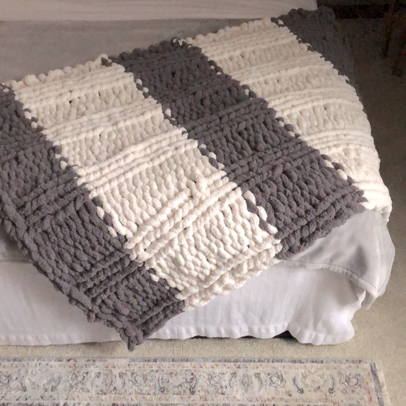 Bedding | Superchunk Hand Knitted Throw Blanket Gray And Cream | Poshmark